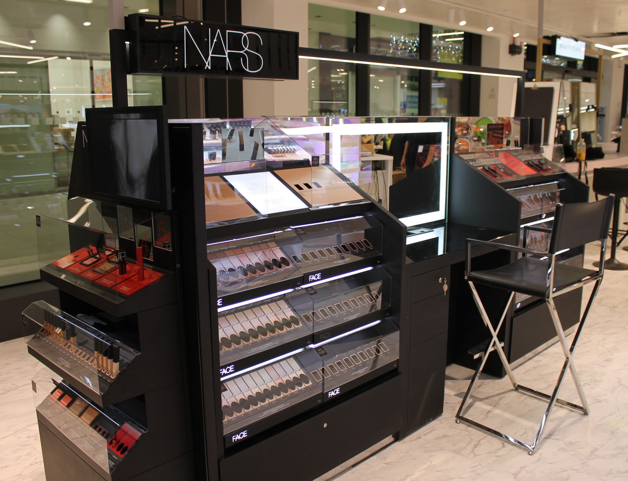 Boots UK reinvent beauty! - DIAM